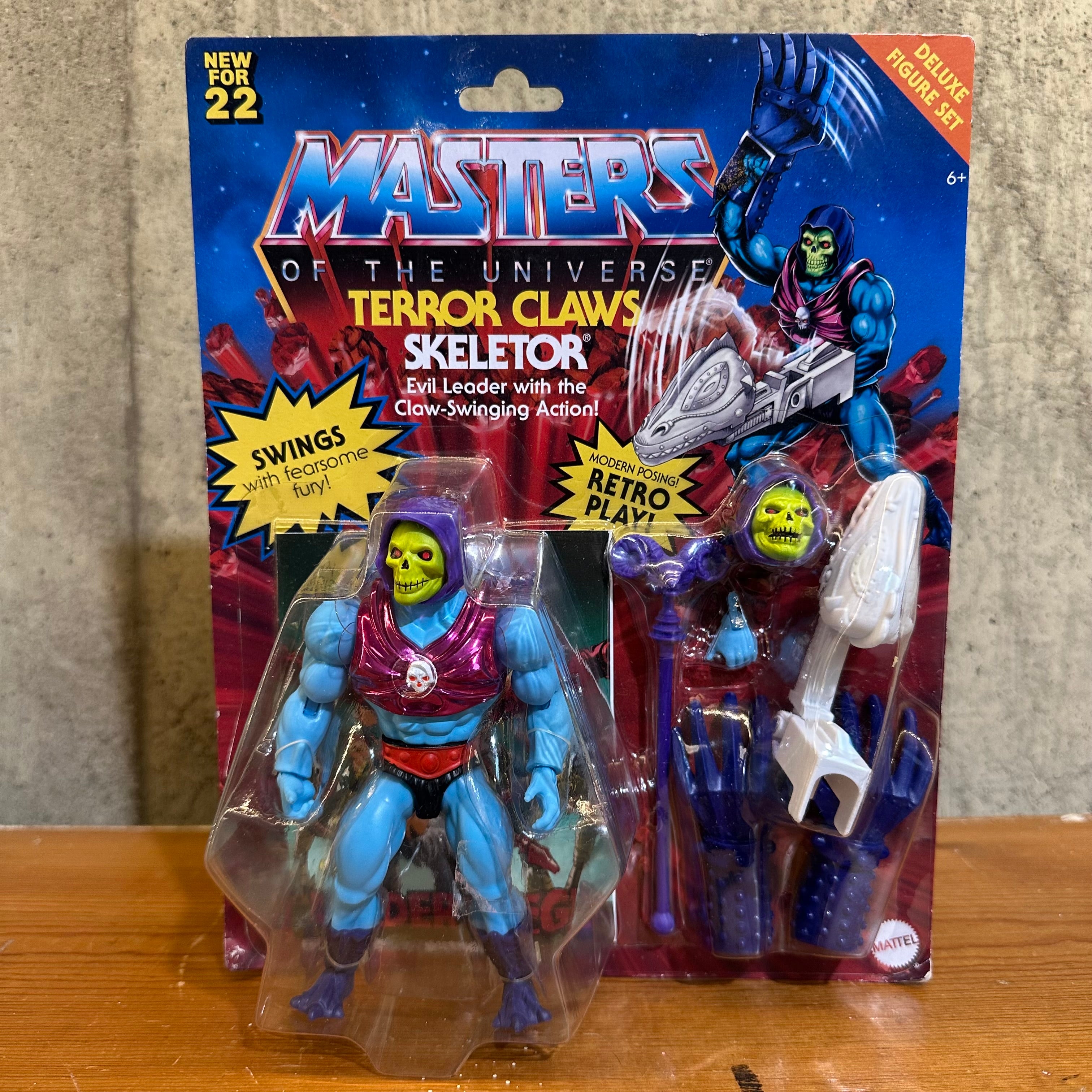 Masters of the Universe Terror Claws Skeletor Deluxe Action Figure Set ...