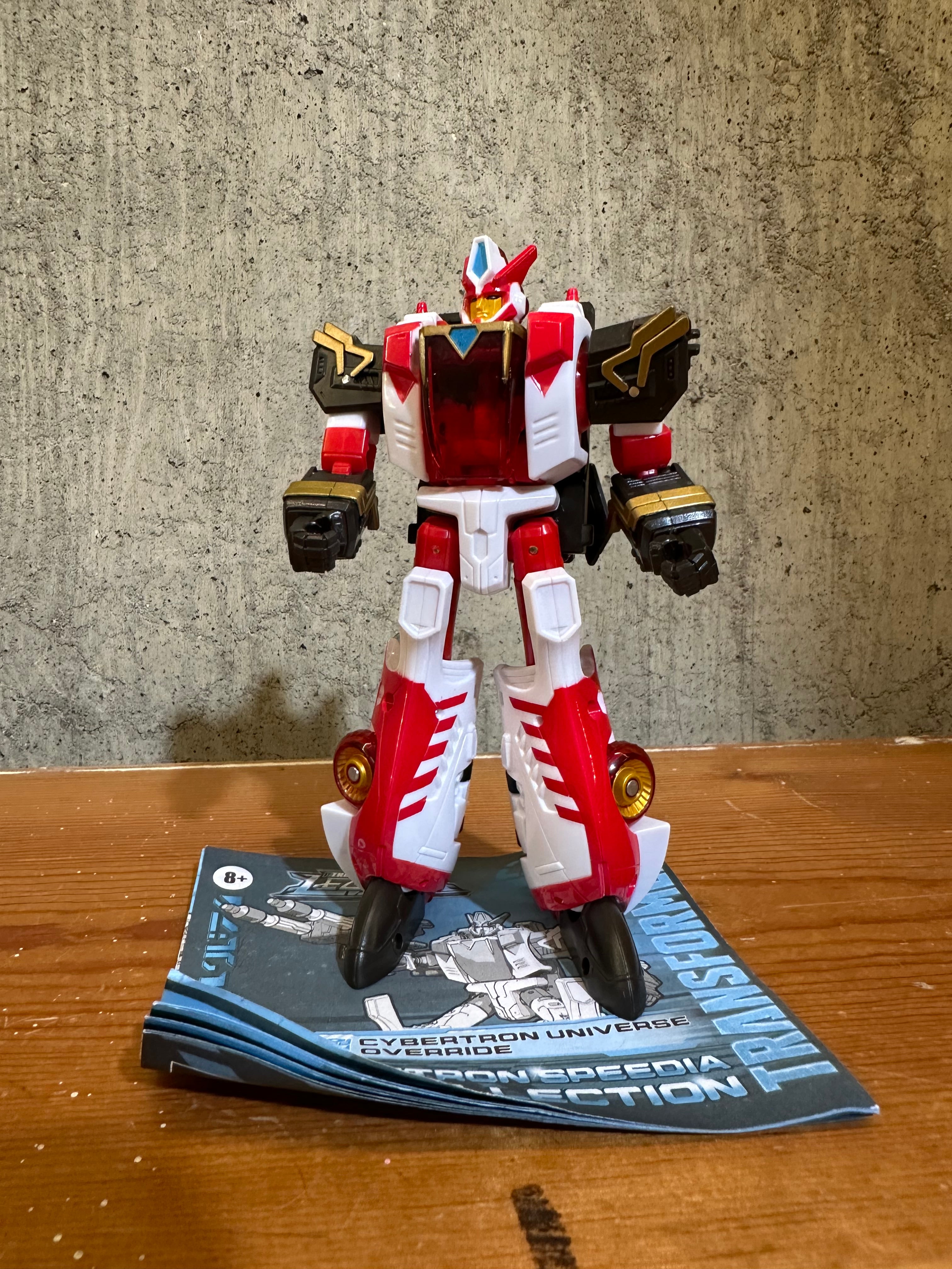 Cybertron Universe Override Velocitron 100% Complete Voyager Legacy Tr ...